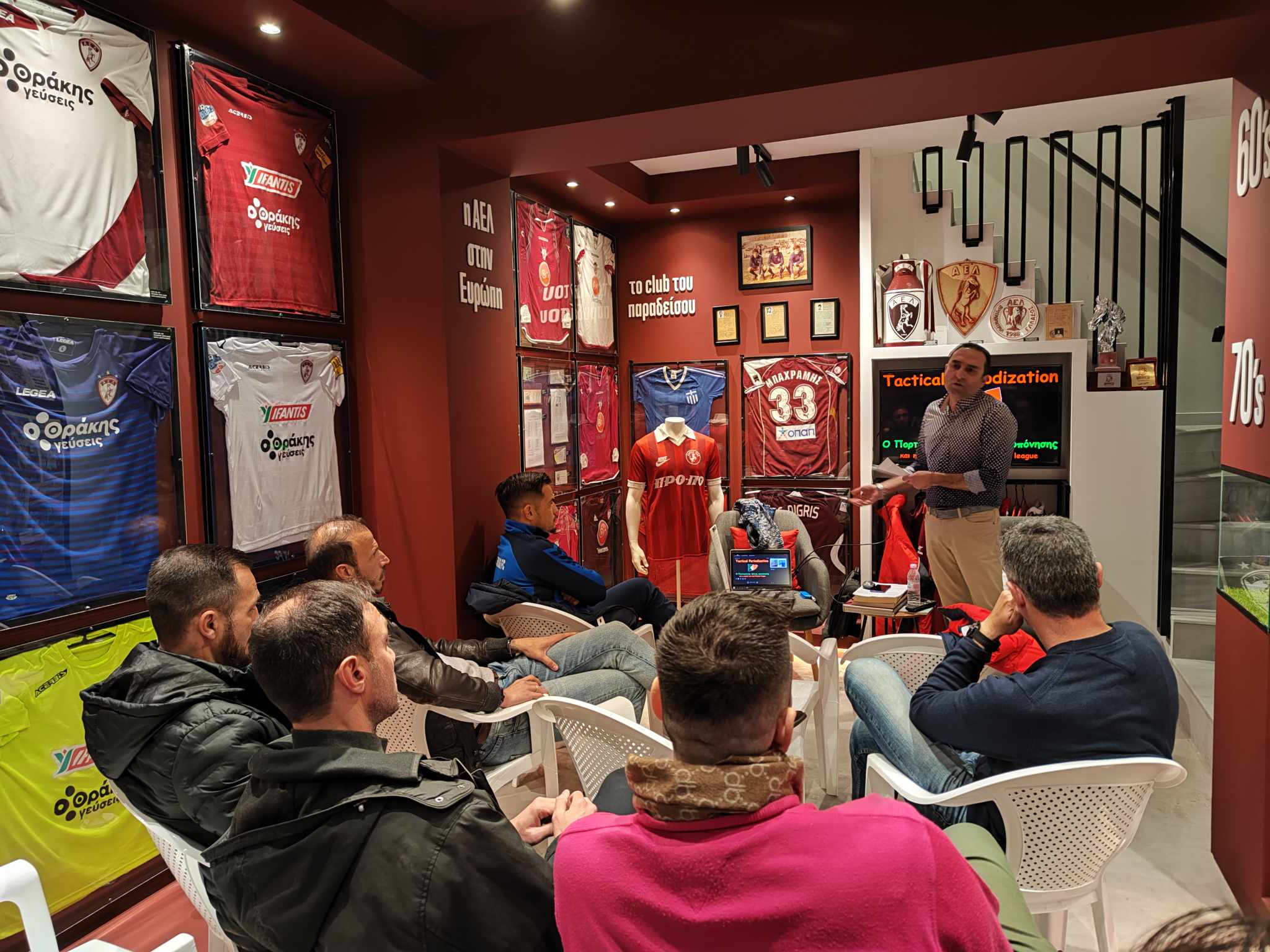 Παρουσίασε το Πορτογαλικό στυλ ποδοσφαίρου ο Θοδωρής Στεργιάδης ...